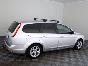 Pelēks Ford Focus 2010 Tallina, ar dzinēja tilpumu 1.60 L un nobraukumu 232 tūkst. km par 1599 €, foto 3 vietnē AUTOMOTO.COM.LV