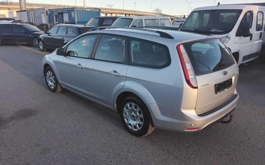 Grey Ford Focus 2010 in Marijampole, with an engine capacity of 1.56 L and mileage of 285 thousand km for 2150 €, photo 4 on AUTOMOTO.COM.LV