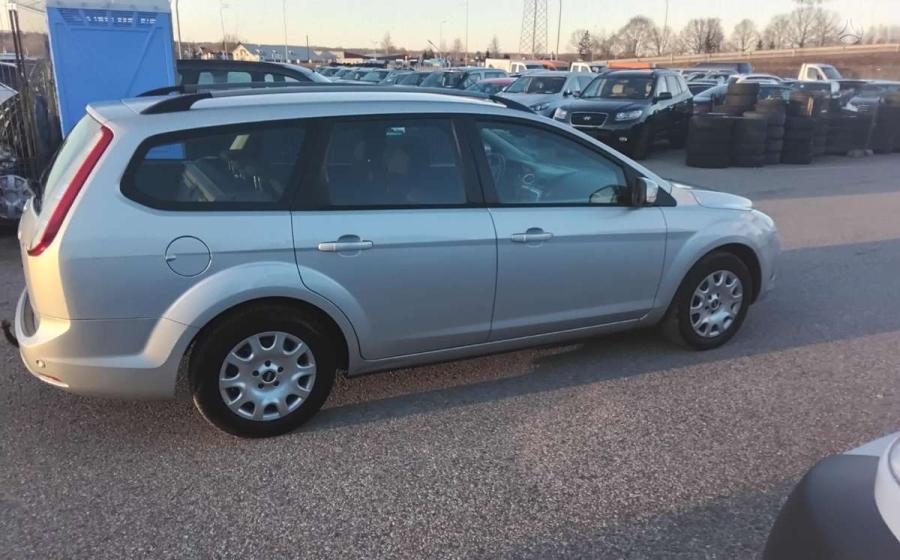 Grey Ford Focus 2010 in Marijampole, with an engine capacity of 1.56 L and mileage of 285 thousand km for 2150 €, photo 7 on AUTOMOTO.COM.LV