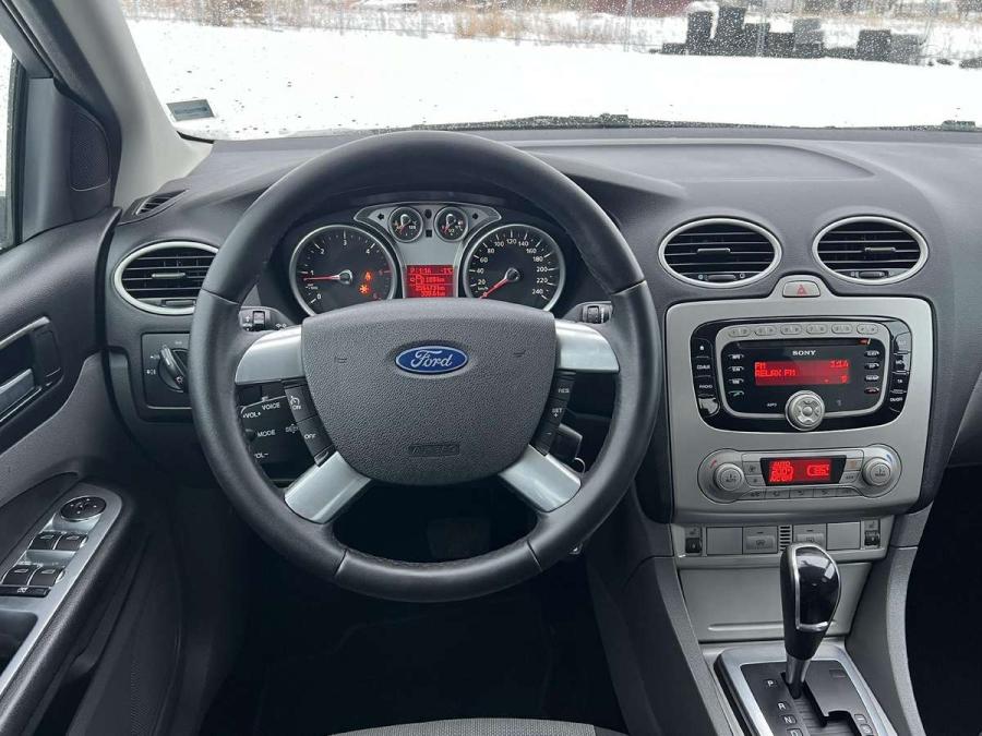 Pelēks Ford Focus 2010 Kėdainiai, ar dzinēja tilpumu 2.00 L un nobraukumu 256 tūkst. km par 3150 €, foto 13 vietnē AUTOMOTO.COM.LV