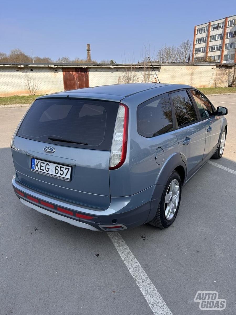 Grey Ford Focus 2010 in Kaunas, with an engine capacity of 1.80 L and mileage of 257 thousand km for 750 €, photo 4 on AUTOMOTO.COM.LV