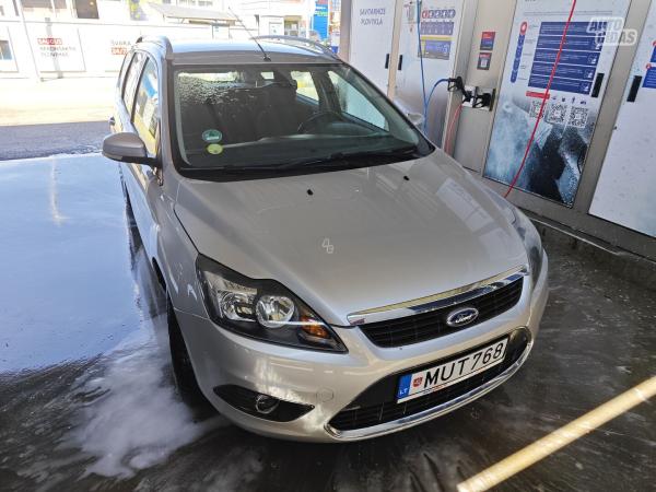 Grey Ford Focus 2010 in Kaunas, with an engine capacity of 1.80 L and mileage of 186 thousand km for 3200 €, photo 1 on AUTOMOTO.COM.LV