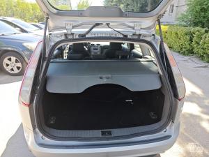 Pelēks Ford Focus 2010 Kauņa, ar dzinēja tilpumu 1.80 L un nobraukumu 186 tūkst. km par 3200 €, foto 16 vietnē AUTOMOTO.COM.LV