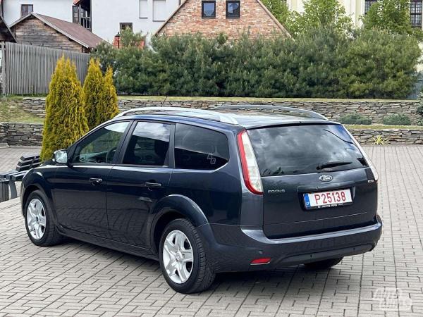 Grey Ford Focus 2010 in Kedainiai, with an engine capacity of 2.00 L and mileage of 180 thousand km for 2999 €, photo 3 on AUTOMOTO.COM.LV