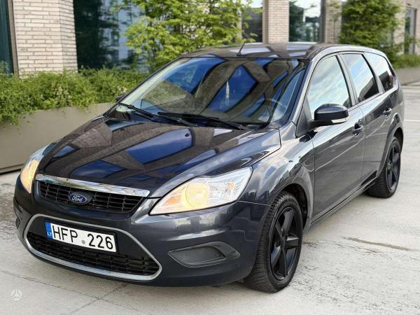 Pelēks Ford Focus 2010 Viļņa, ar dzinēja tilpumu 1.56 L un nobraukumu 329 tūkst. km par 1850 €, foto 1 vietnē AUTOMOTO.COM.LV