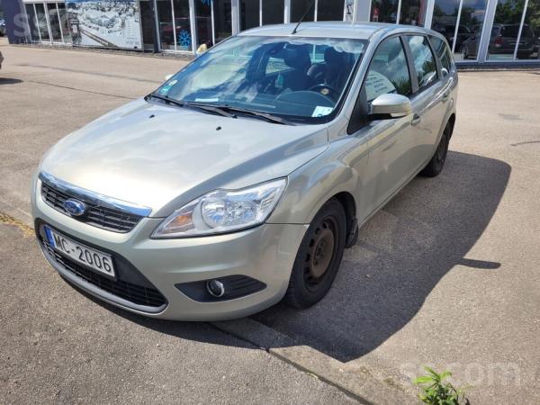 Grey Ford Focus 2010 in Jekabpils, with an engine capacity of 1.60 L and mileage of 285 thousand km for 750 €, photo 5 on AUTOMOTO.COM.LV
