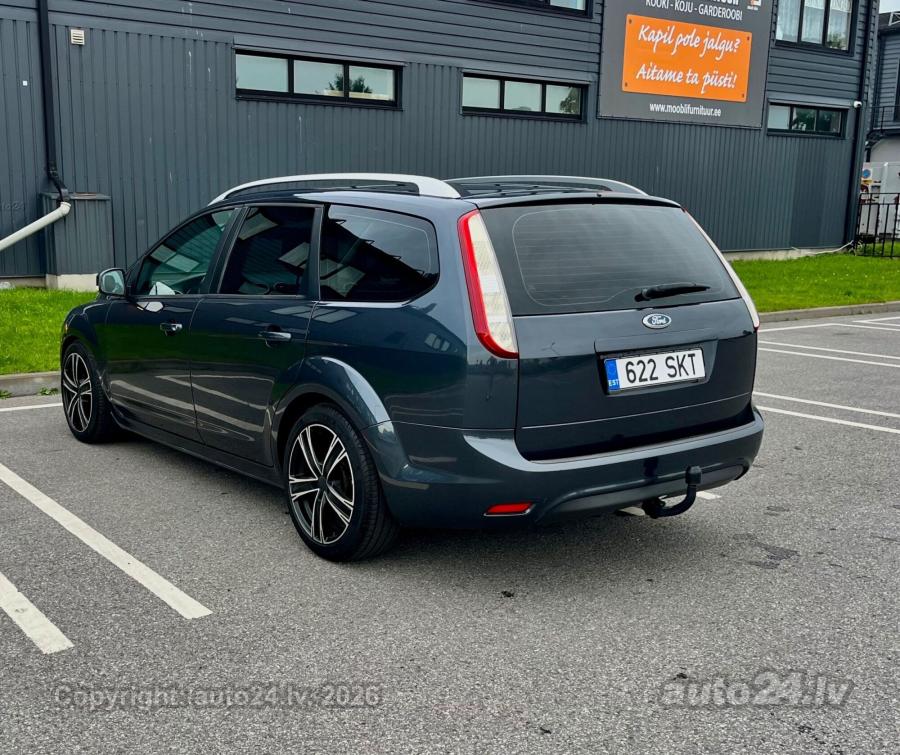 Pelēks Ford Focus 2010 Pērnava, ar dzinēja tilpumu 1.60 L un nobraukumu 245 tūkst. km par 2999 €, foto 7 vietnē AUTOMOTO.COM.LV
