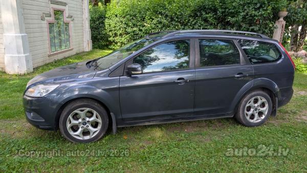 Pelēks Ford Focus 2010 Otepē, ar dzinēja tilpumu 1.60 L un nobraukumu 227 tūkst. km par 1200 €, foto 3 vietnē AUTOMOTO.COM.LV