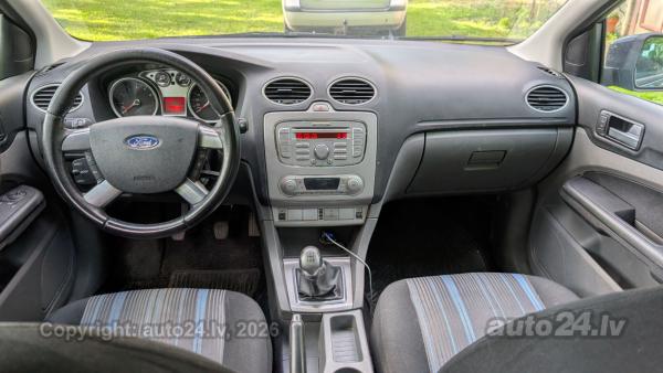 Pelēks Ford Focus 2010 Otepē, ar dzinēja tilpumu 1.60 L un nobraukumu 227 tūkst. km par 1200 €, foto 6 vietnē AUTOMOTO.COM.LV