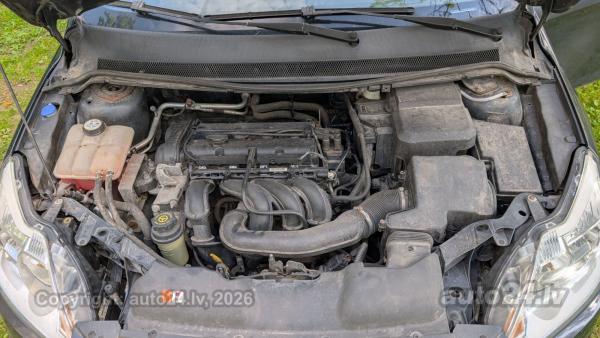 Pelēks Ford Focus 2010 Otepē, ar dzinēja tilpumu 1.60 L un nobraukumu 227 tūkst. km par 1200 €, foto 9 vietnē AUTOMOTO.COM.LV