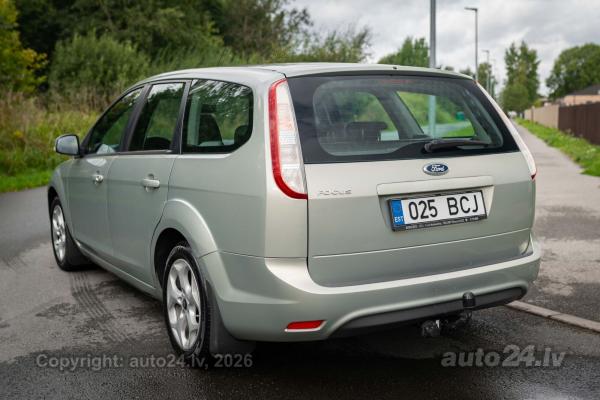 Grey Ford Focus 2010 in Tallinn, with an engine capacity of 1.60 L and mileage of 200 thousand km for 1800 €, photo 7 on AUTOMOTO.COM.LV