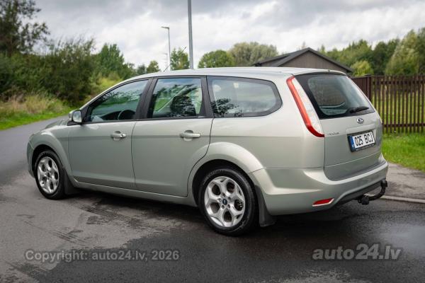 Grey Ford Focus 2010 in Tallinn, with an engine capacity of 1.60 L and mileage of 200 thousand km for 1800 €, photo 8 on AUTOMOTO.COM.LV