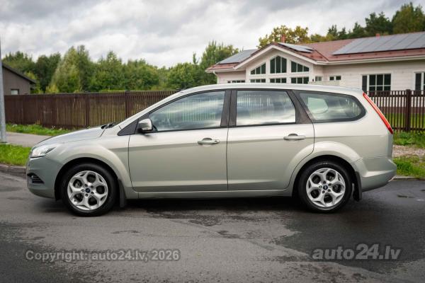 Grey Ford Focus 2010 in Tallinn, with an engine capacity of 1.60 L and mileage of 200 thousand km for 1800 €, photo 9 on AUTOMOTO.COM.LV