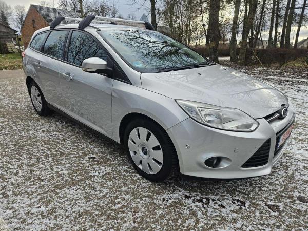 Pelēks Ford Focus 2011 Prienai, ar dzinēja tilpumu 1.60 L un nobraukumu 254 tūkst. km par 3400 €, foto 3 vietnē AUTOMOTO.COM.LV