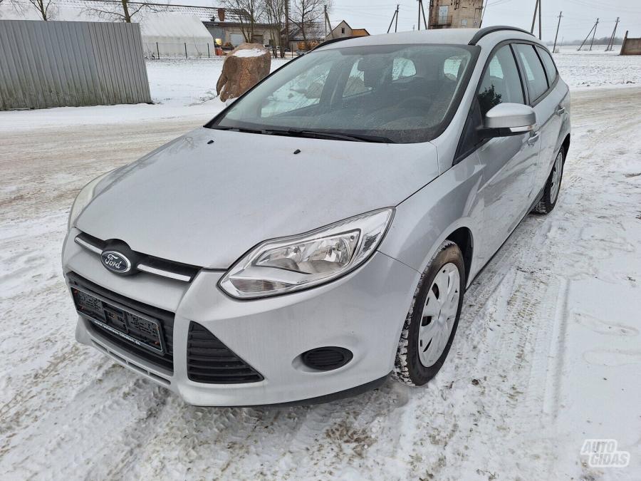 Pelēks Ford Focus 2011 Marijampole, ar dzinēja tilpumu 1.60 L un nobraukumu 177 tūkst. km par 2650 €, foto 2 vietnē AUTOMOTO.COM.LV