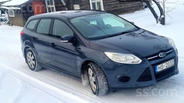 Grey Ford Focus 2011 in Cesis, with an engine capacity of 1.60 L and mileage of 181 thousand km for 2900 €, photo 3 on AUTOMOTO.COM.LV