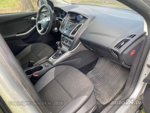 Grey Ford Focus 2011 in Tallinn, with an engine capacity of 1.60 L and mileage of 196 thousand km for 2890 €, photo 5 on AUTOMOTO.COM.LV