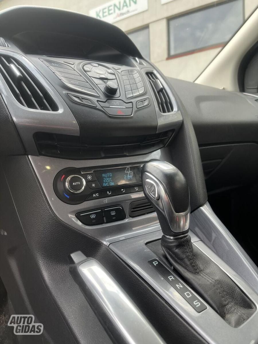 Pelēks Ford Focus 2011 Jurbarkas, ar dzinēja tilpumu 2.00 L un nobraukumu 330 tūkst. km par 2900 €, foto 13 vietnē AUTOMOTO.COM.LV