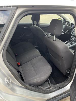 Pelēks Ford Focus 2011 Jurbarkas, ar dzinēja tilpumu 2.00 L un nobraukumu 330 tūkst. km par 2900 €, foto 17 vietnē AUTOMOTO.COM.LV