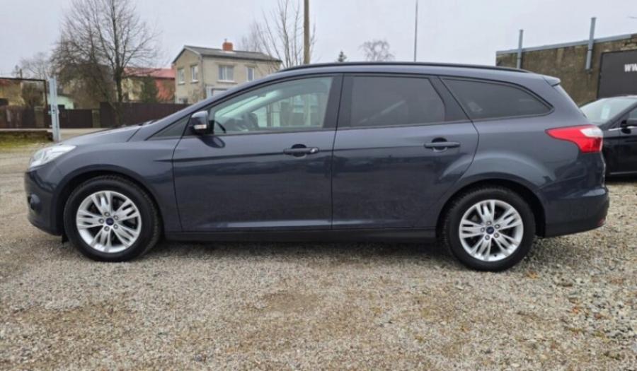 Pelēks Ford Focus 2011 Rīga, ar dzinēja tilpumu 1.60 L un nobraukumu 244 tūkst. km par 4700 €, foto 19 vietnē AUTOMOTO.COM.LV