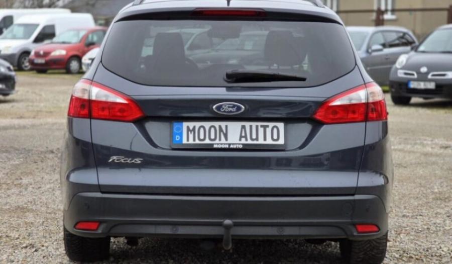 Pelēks Ford Focus 2011 Rīga, ar dzinēja tilpumu 1.60 L un nobraukumu 244 tūkst. km par 4700 €, foto 21 vietnē AUTOMOTO.COM.LV