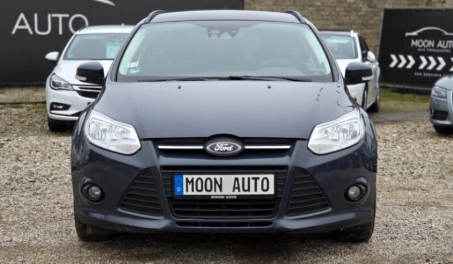 Pelēks Ford Focus 2011 Rīga, ar dzinēja tilpumu 1.60 L un nobraukumu 244 tūkst. km par 4700 €, foto 24 vietnē AUTOMOTO.COM.LV