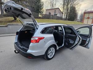 Pelēks Ford Focus 2011 Jēkabpils, ar dzinēja tilpumu 1.60 L un nobraukumu 256 tūkst. km par 4490 €, foto 18 vietnē AUTOMOTO.COM.LV