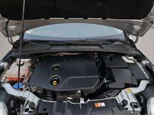 Pelēks Ford Focus 2011 Jēkabpils, ar dzinēja tilpumu 1.60 L un nobraukumu 256 tūkst. km par 4490 €, foto 21 vietnē AUTOMOTO.COM.LV