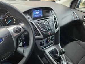 Pelēks Ford Focus 2011 Jēkabpils, ar dzinēja tilpumu 1.60 L un nobraukumu 256 tūkst. km par 4490 €, foto 22 vietnē AUTOMOTO.COM.LV