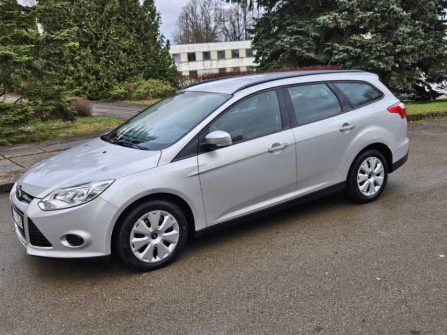 Grey Ford Focus 2011 in Riga, with an engine capacity of 1.60 L and mileage of 234 thousand km for 4490 €, photo 12 on AUTOMOTO.COM.LV