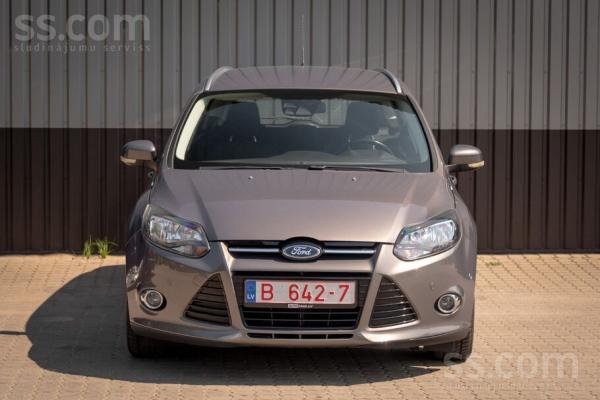 Grey Ford Focus 2011 in Talsi, with an engine capacity of 1.60 L and mileage of 226 thousand km for 4950 €, photo 2 on AUTOMOTO.COM.LV