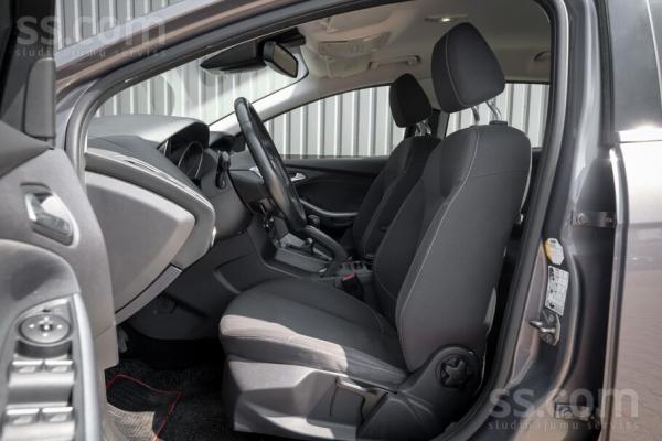 Grey Ford Focus 2011 in Talsi, with an engine capacity of 1.60 L and mileage of 226 thousand km for 4950 €, photo 9 on AUTOMOTO.COM.LV