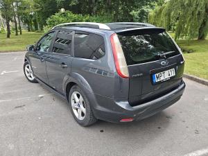 Grey Ford Focus 2011 in Klaipeda, with an engine capacity of 1.56 L and mileage of 190 thousand km for 2800 €, photo 4 on AUTOMOTO.COM.LV
