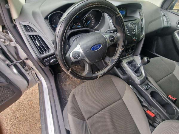 Pelēks Ford Focus 2011 Ukmergė, ar dzinēja tilpumu 1.56 L un nobraukumu 280 tūkst. km par 2350 €, foto 10 vietnē AUTOMOTO.COM.LV
