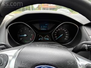 Grey Ford Focus 2011 in Riga, with an engine capacity of 1.60 L and mileage of 266 thousand km for 2700 €, photo 7 on AUTOMOTO.COM.LV