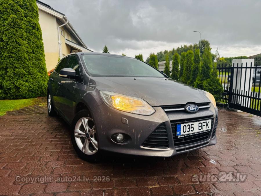 Pelēks Ford Focus 2011 Tallina, ar dzinēja tilpumu 1.60 L un nobraukumu 257 tūkst. km par 3500 €, foto 4 vietnē AUTOMOTO.COM.LV