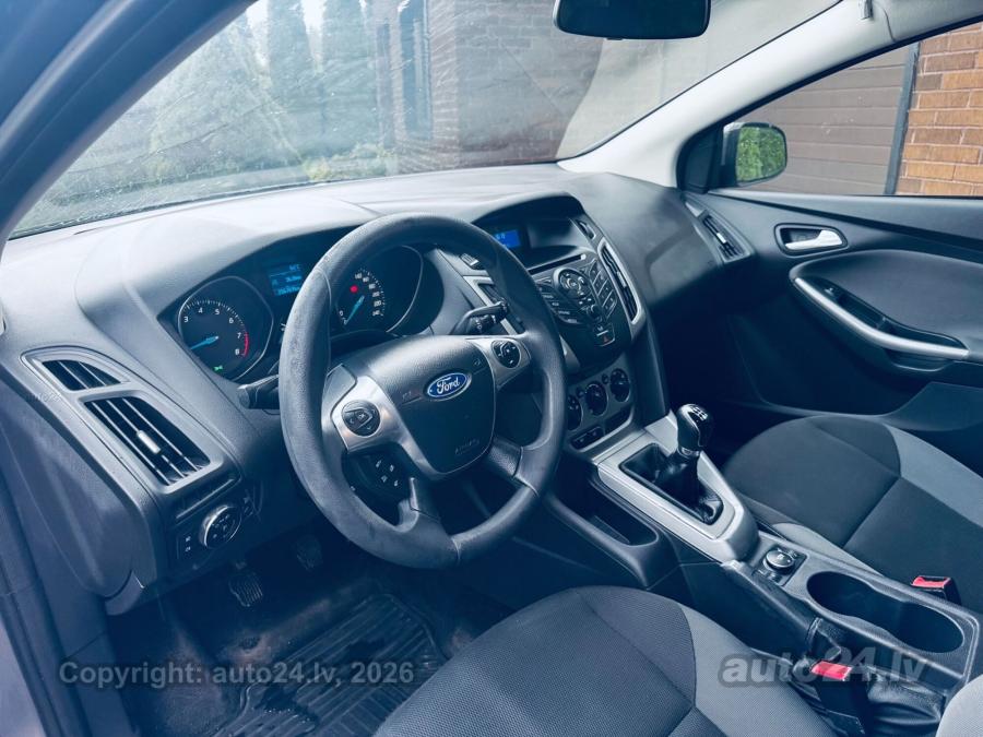 Pelēks Ford Focus 2011 Tallina, ar dzinēja tilpumu 1.60 L un nobraukumu 257 tūkst. km par 3500 €, foto 7 vietnē AUTOMOTO.COM.LV