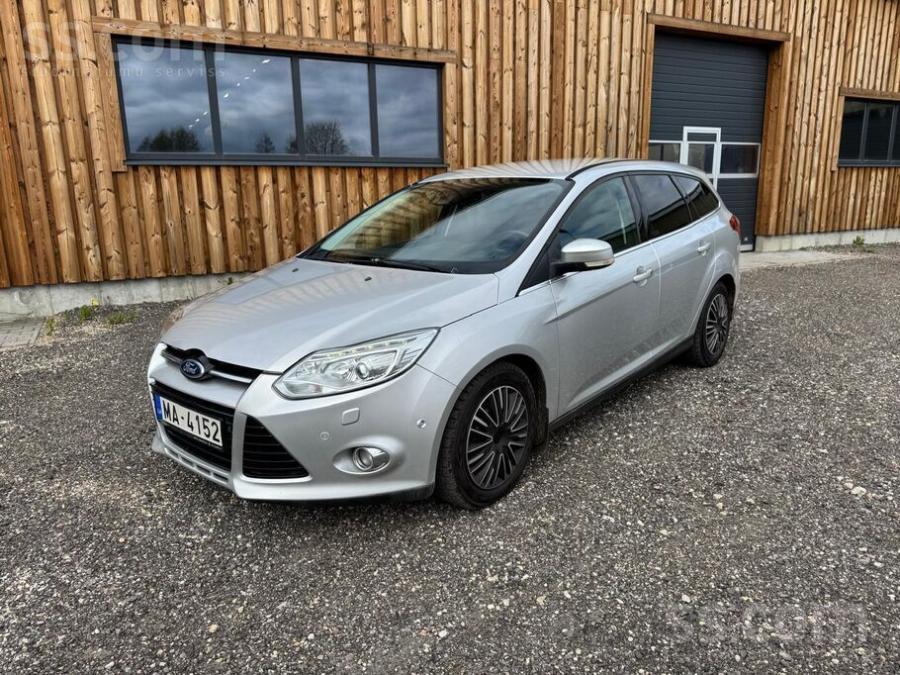 Pelēks Ford Focus 2012 Cēsis, ar dzinēja tilpumu 2.00 L un nobraukumu 355 tūkst. km par 2750 €, foto 1 vietnē AUTOMOTO.COM.LV