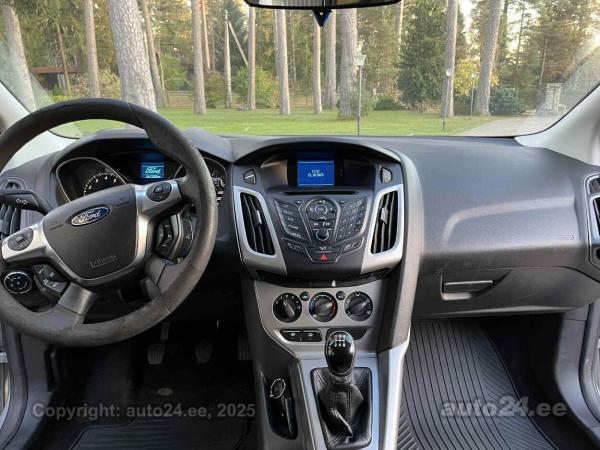 Grey Ford Focus 2012 in Tartu, with an engine capacity of 1.60 L and mileage of 267 thousand km for 3990 €, photo 11 on AUTOMOTO.COM.LV