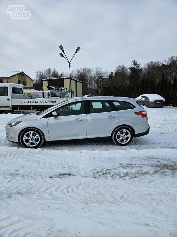 Pelēks Ford Focus 2012 Šilutė, ar dzinēja tilpumu 1.60 L un nobraukumu 262 tūkst. km par 2750 €, foto 3 vietnē AUTOMOTO.COM.LV
