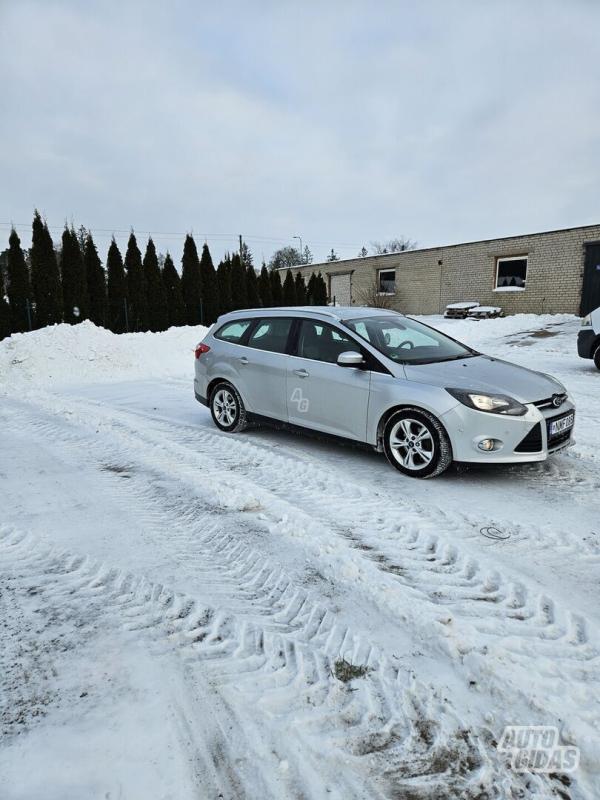 Pelēks Ford Focus 2012 Šilutė, ar dzinēja tilpumu 1.60 L un nobraukumu 262 tūkst. km par 2750 €, foto 4 vietnē AUTOMOTO.COM.LV