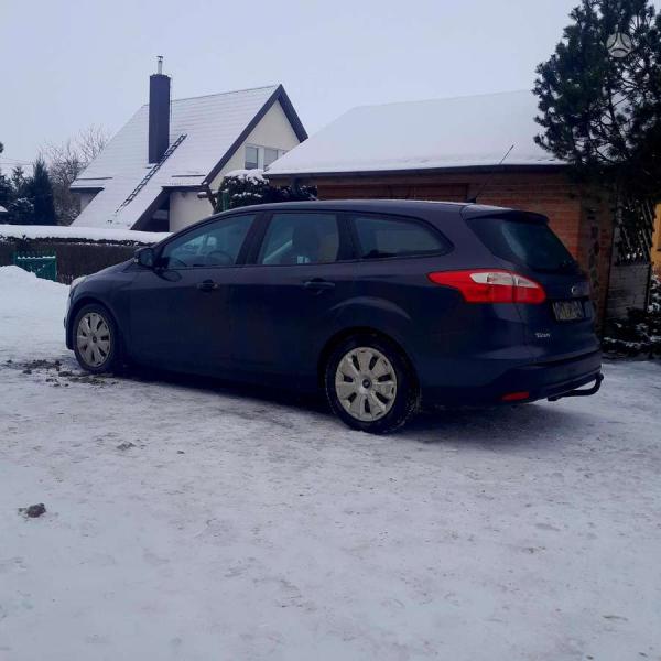 Pelēks Ford Focus 2012 Marijampole, ar dzinēja tilpumu 1.60 L un nobraukumu 260 tūkst. km par 2250 €, foto 4 vietnē AUTOMOTO.COM.LV