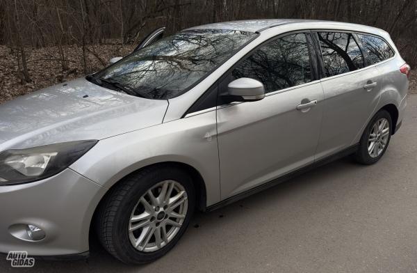 Pelēks Ford Focus 2012 Kauņa, ar dzinēja tilpumu 2.00 L un nobraukumu 293 tūkst. km par 3200 €, foto 3 vietnē AUTOMOTO.COM.LV