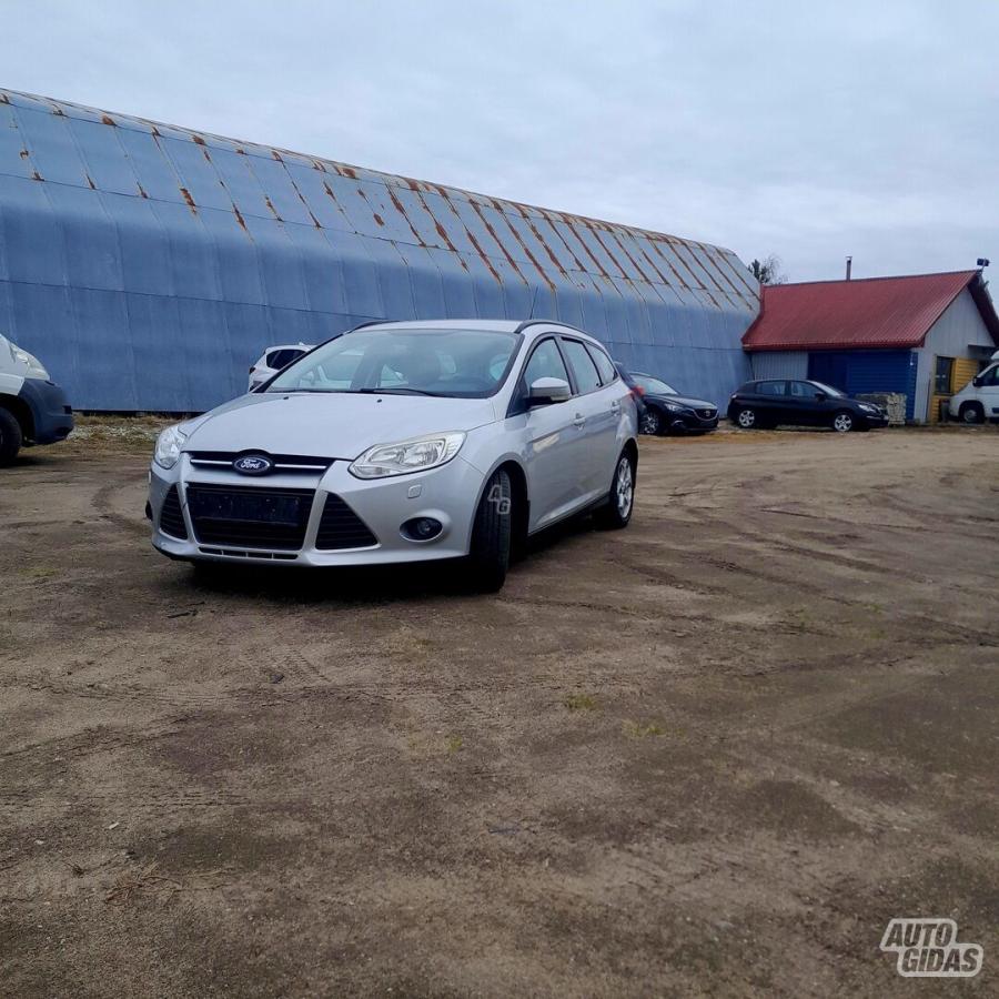 Grey Ford Focus 2012 in Marijampole, with an engine capacity of 1.60 L and mileage of 247 thousand km for 2400 €, photo 3 on AUTOMOTO.COM.LV