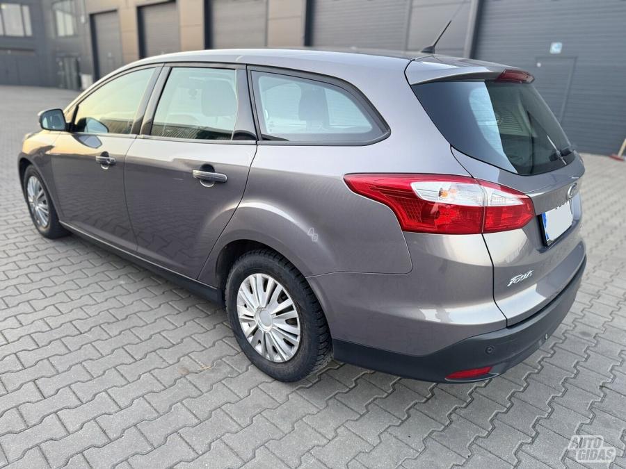 Pelēks Ford Focus 2012 Kauņa, ar dzinēja tilpumu 1.00 L un nobraukumu 200 tūkst. km par 2750 €, foto 12 vietnē AUTOMOTO.COM.LV