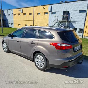 Grey Ford Focus 2012 in Tallinn, with an engine capacity of 1.60 L and mileage of 329 thousand km for 4000 €, photo 4 on AUTOMOTO.COM.LV