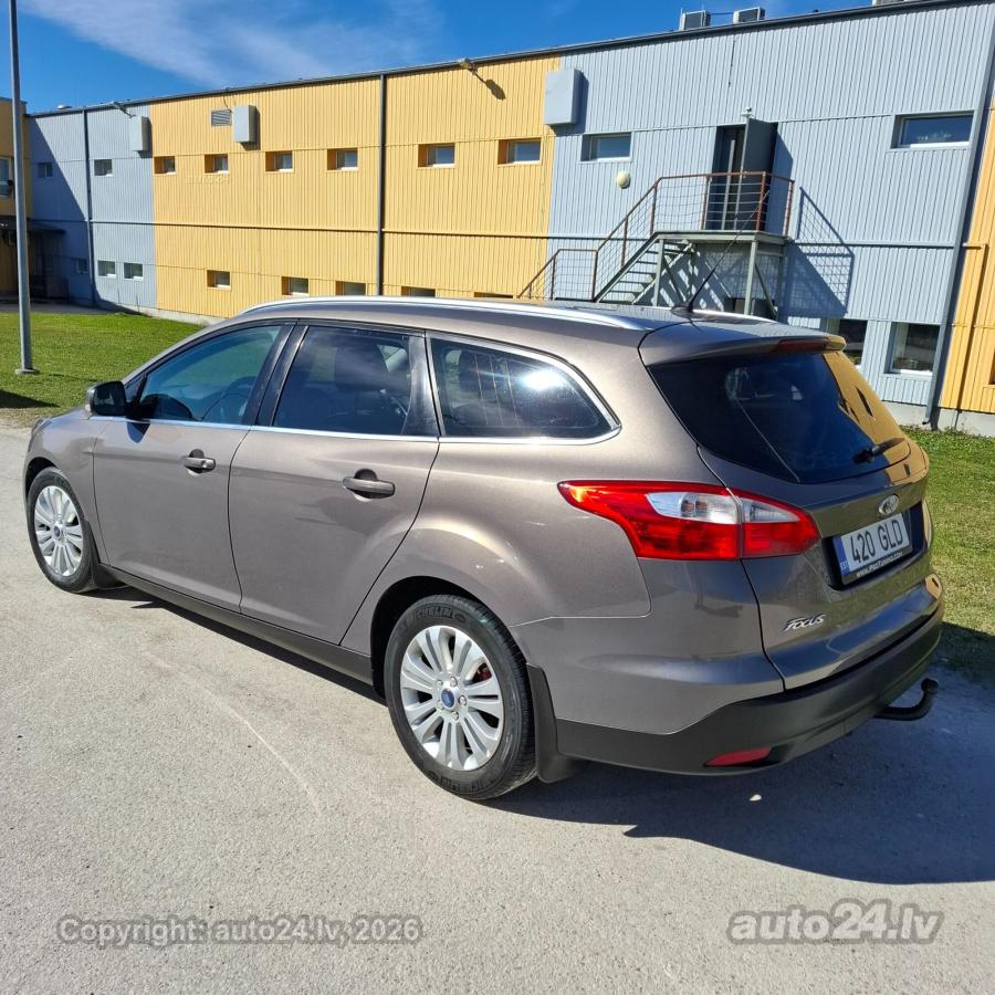 Grey Ford Focus 2012 in Tallinn, with an engine capacity of 1.60 L and mileage of 329 thousand km for 4000 €, photo 4 on AUTOMOTO.COM.LV