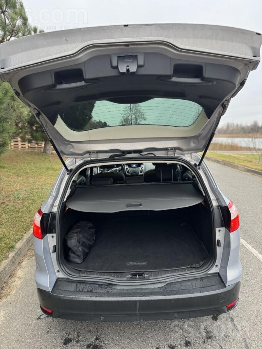 Grey Ford Focus 2012 in Ogre, with an engine capacity of 1.60 L and mileage of 138 thousand km for 3800 €, photo 7 on AUTOMOTO.COM.LV