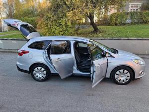 Grey Ford Focus 2012 in Jekabpils, with an engine capacity of 1.60 L and mileage of 291 thousand km for 4490 €, photo 20 on AUTOMOTO.COM.LV
