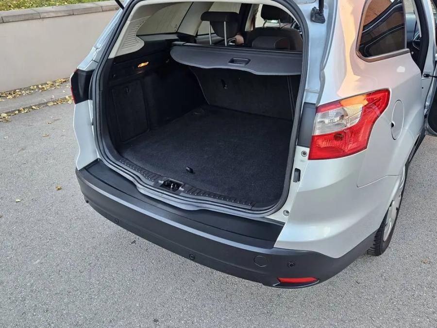 Grey Ford Focus 2012 in Jekabpils, with an engine capacity of 1.60 L and mileage of 291 thousand km for 4490 €, photo 21 on AUTOMOTO.COM.LV